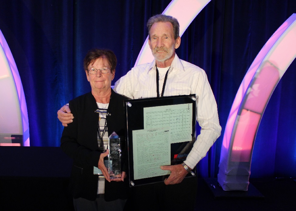 Seiffert earns Stephen F. Burns Extra Mile Award - Bekins