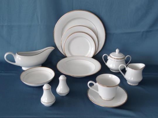 Packing and Moving Fragile Items | Bekins Van Lines